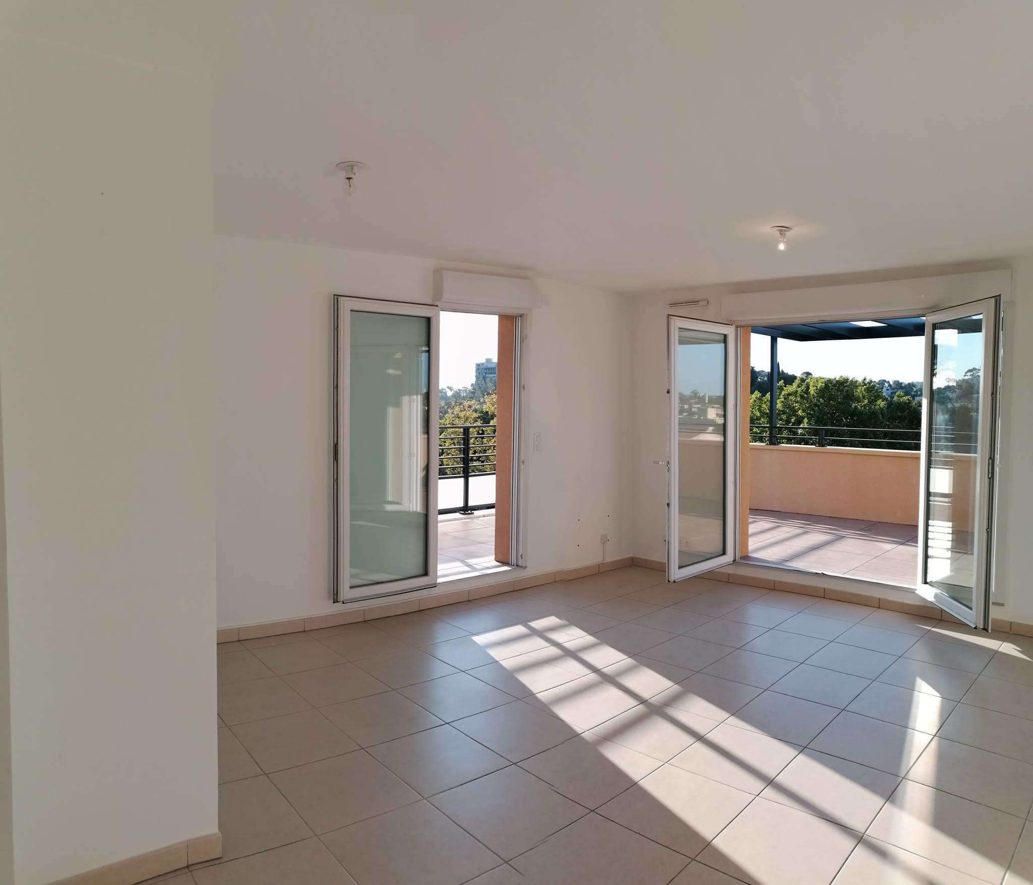 vente NOUVEAU EXCLUSIVITE APPT T3 DERNIER ETAGE vente NOUVEAU EXCLUSIVITE APPT T3 DERNIER ETAGE
